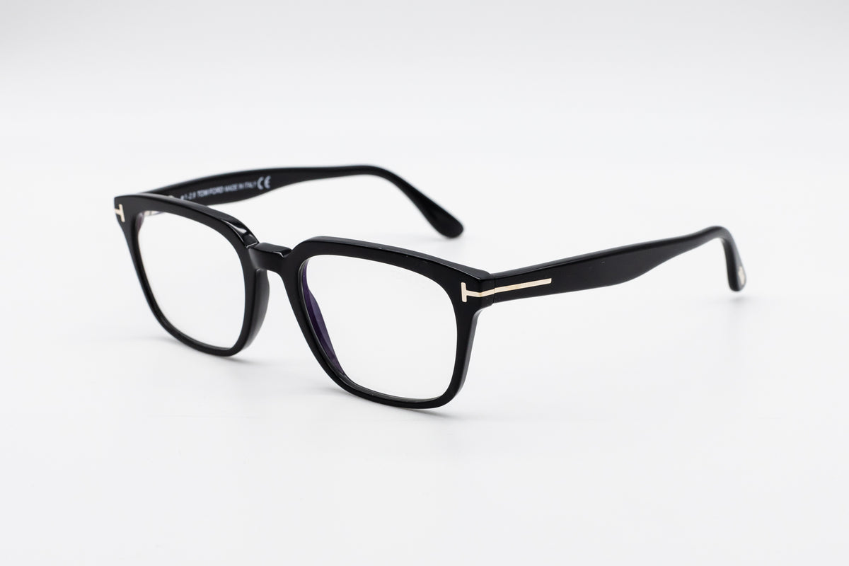 TOM FORD TF5626 / 001 – Lo Studio Ottica Optometria di Francesca Giuntoli